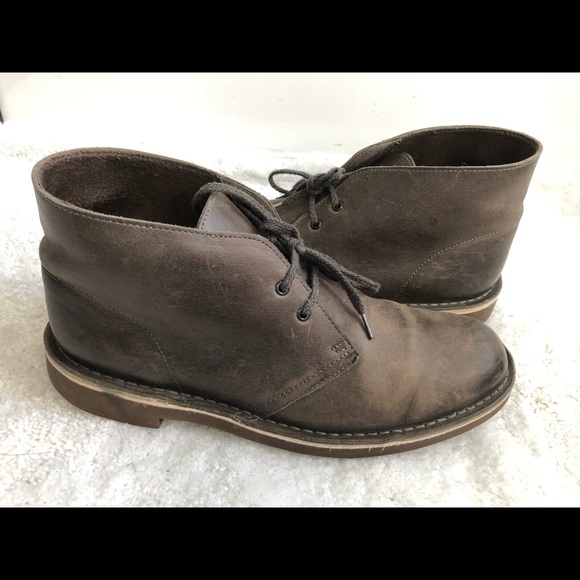 Clarks | Shoes | Mens Clarks Gray Leather Chukka Boots Size 95 M | Poshmark